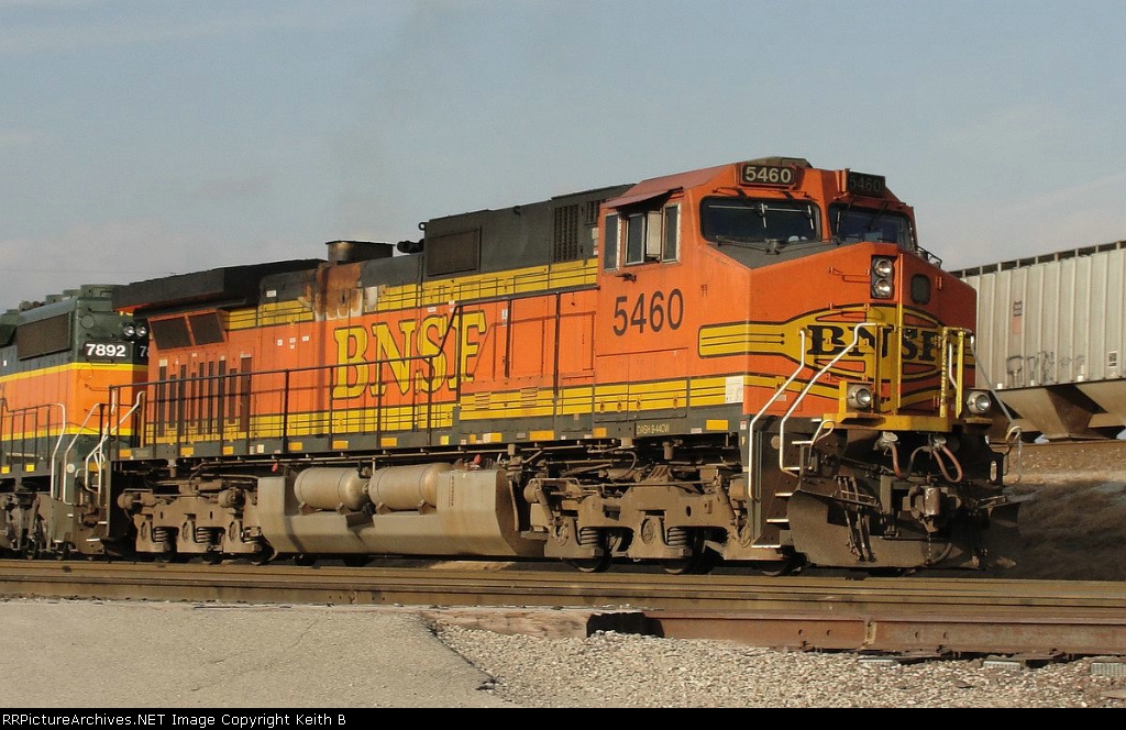 BNSF 5460